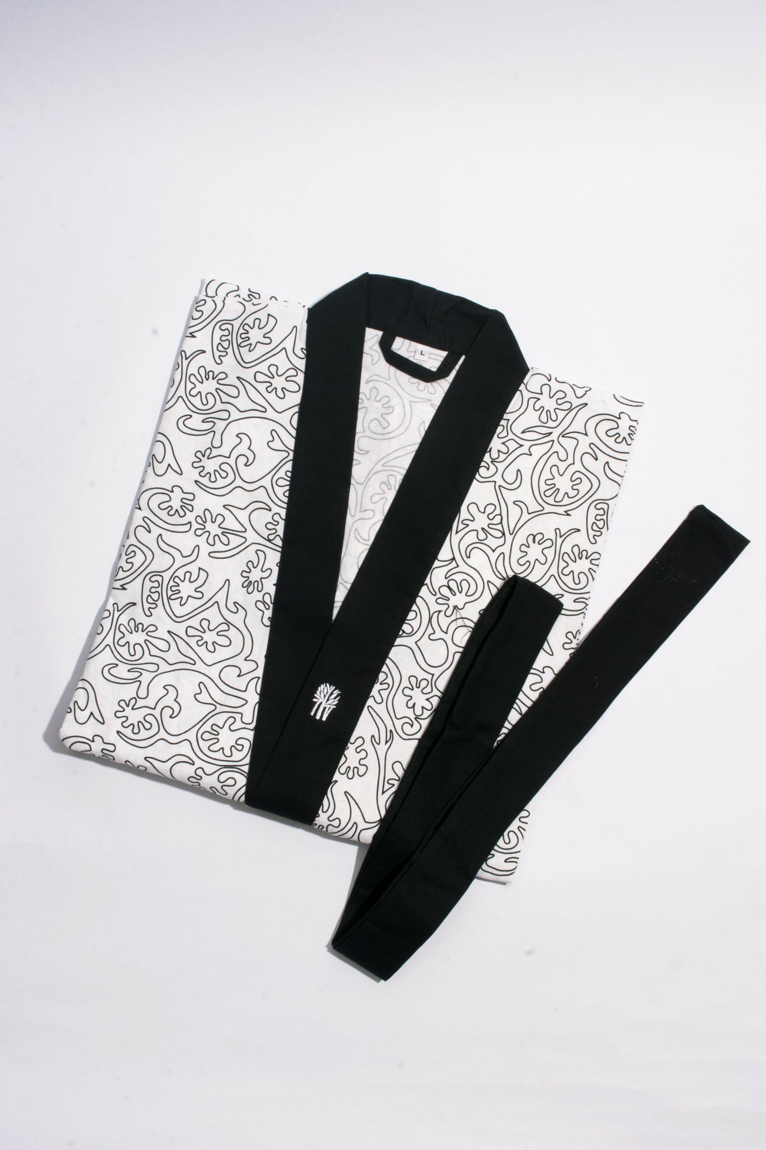 Seaweed-Inspired Bathrobe - For Him – Banyan Tree Essentials