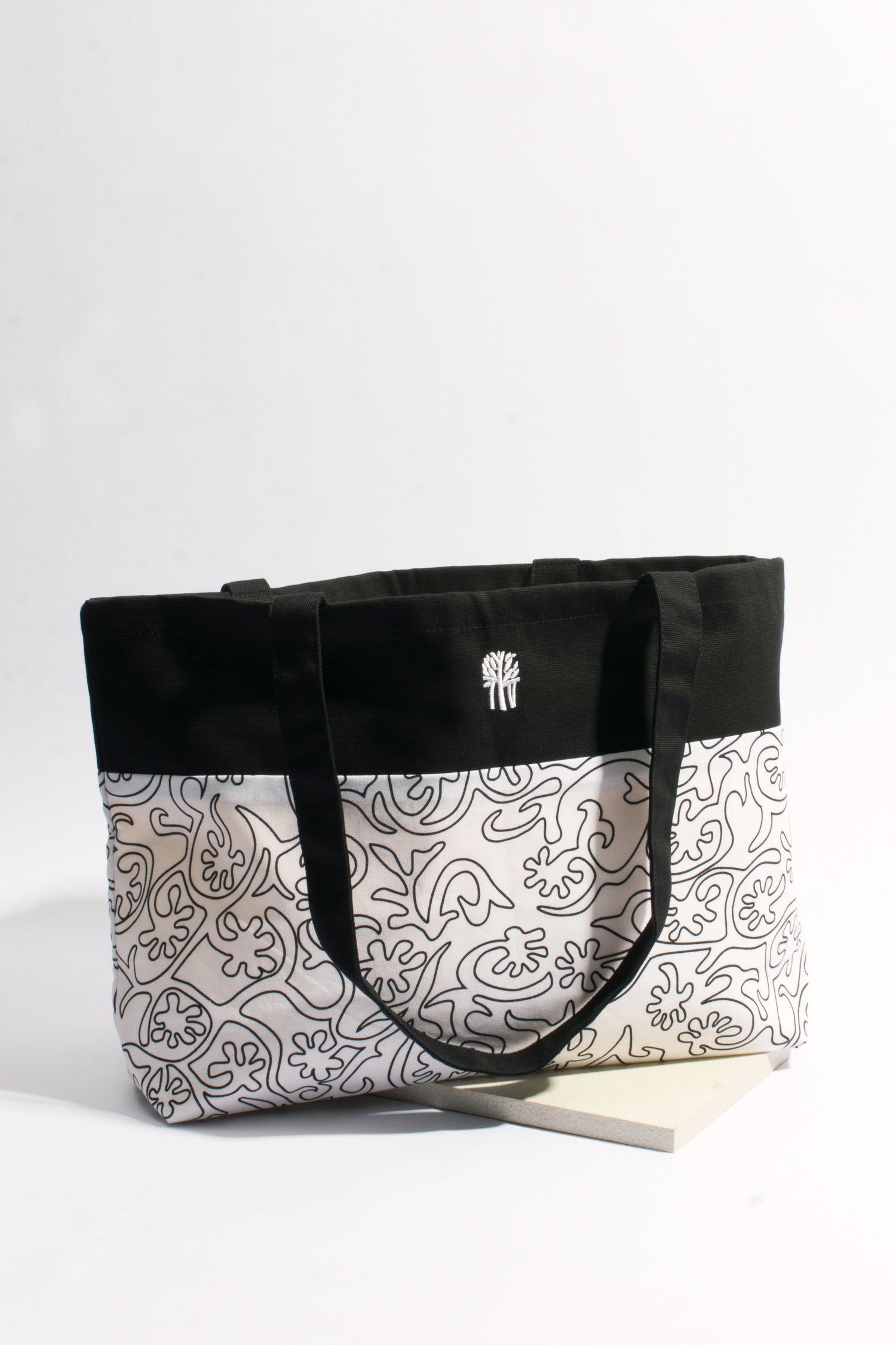 Seaweed-Inspired Cotton Beach Bag For Her- Medium – Banyan Tree Essentials
